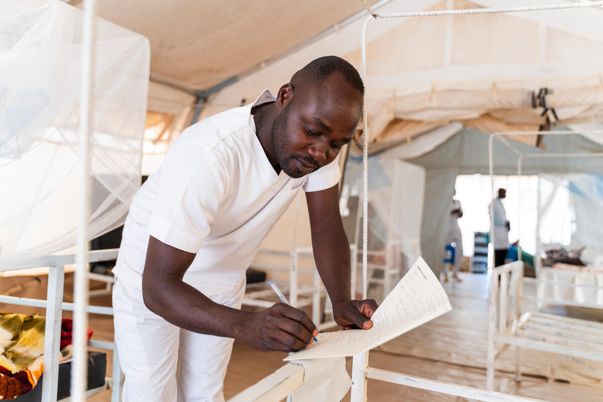 Sudanese refugee doctors given opportunity to practice medicine in Chad ...